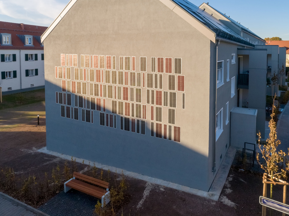 WDVS mit integrierter Photovoltaik - bauhandwerk