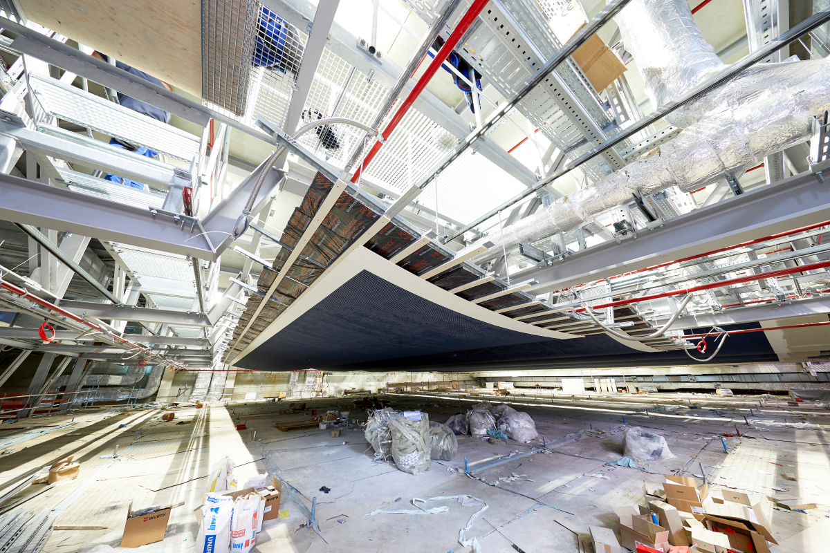 Knauf-Deckensysteme für das CCH Kongresszentrum Hamburg - bauhandwerk