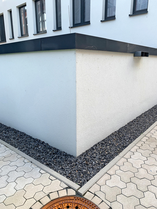 Sockel fachgerecht abdichten - bauhandwerk