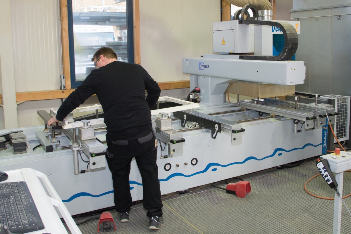 Vakuumglas für energetische Sanierung - bauhandwerk