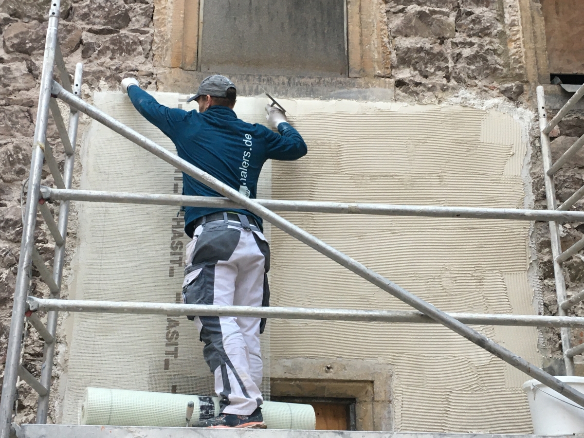 Diffusionsoffen und steinfühlig - bauhandwerk