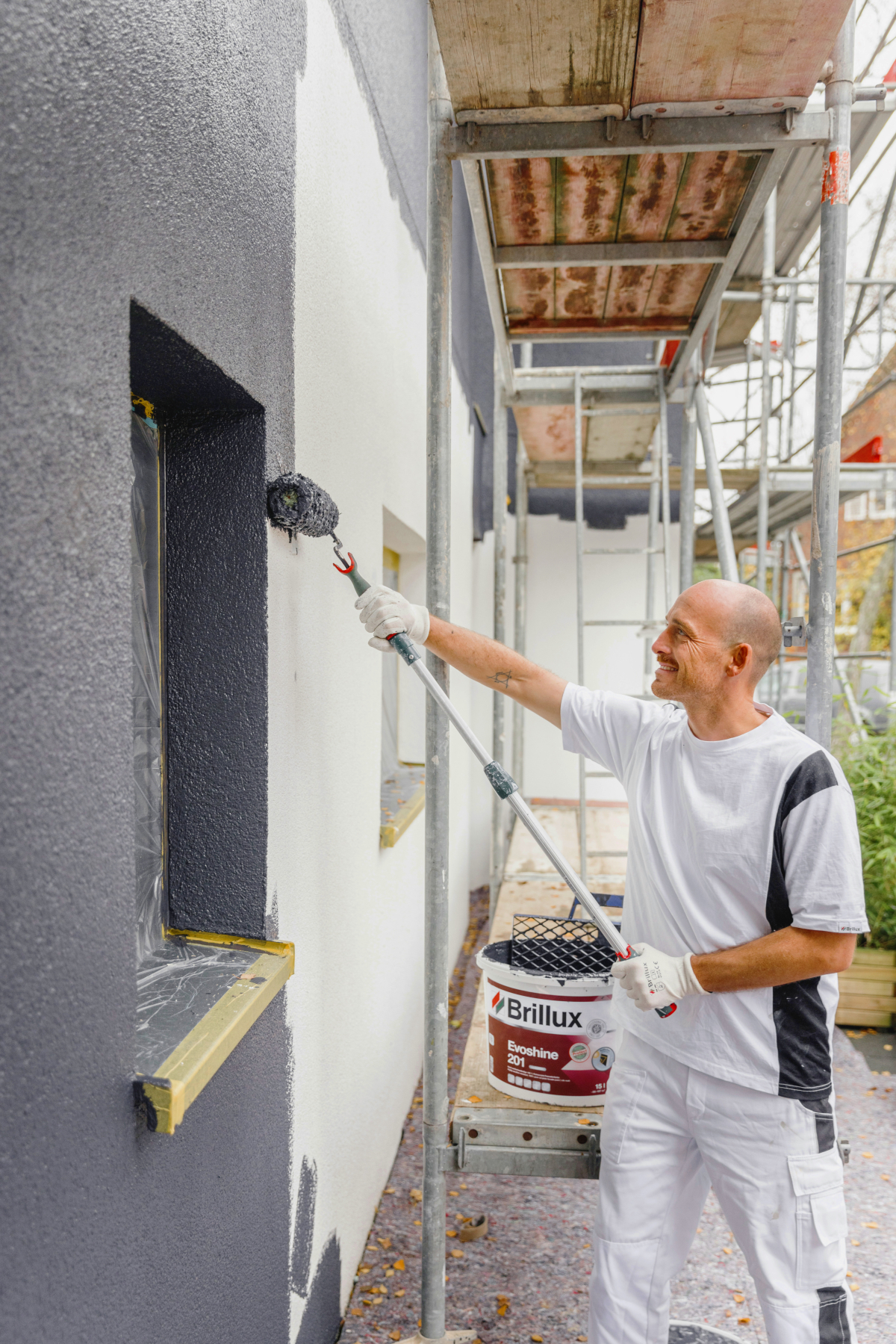 WDVS-Fassaden mit intensiven Farbtönen gestalten - bauhandwerk